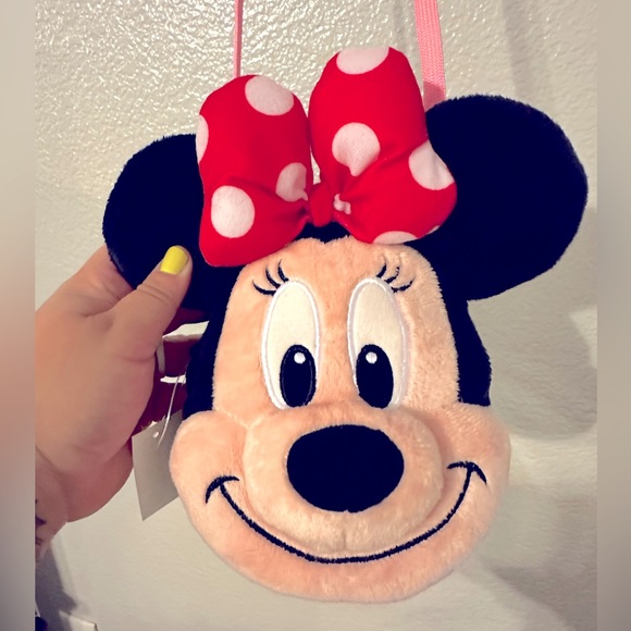 Tokyo Disney Resort | Bags | Minnie Mouse Crossbody Bag Pass Holder Bag ...